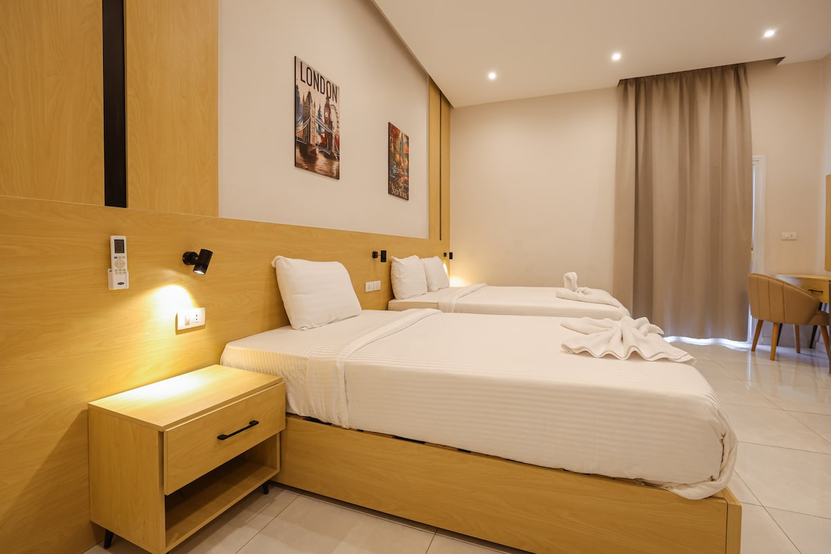 A classy residence in the heart of the city - Hotels for Rent in El ...