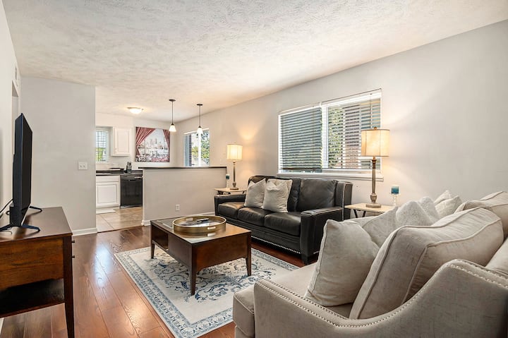 Urban Nook Omaha - Central Location To Everything - Omaha, NE