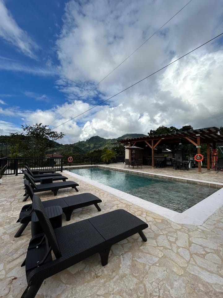 Cabaña Solara 2, Acogedora Con Piscina. Jardin Ant - Andes