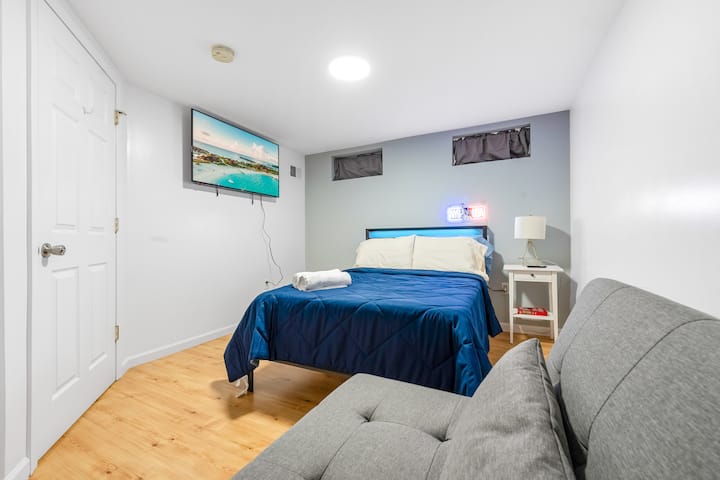 Entire Apartment Only 5min From Newark Pennstation - Harrison, NJ