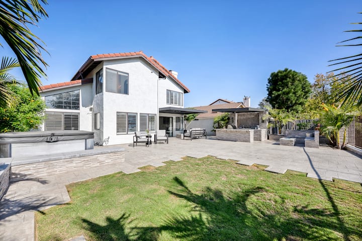 Luxe 4br Villa • Hot Tub • Outdoor Kitchen & Bbq - Anaheim