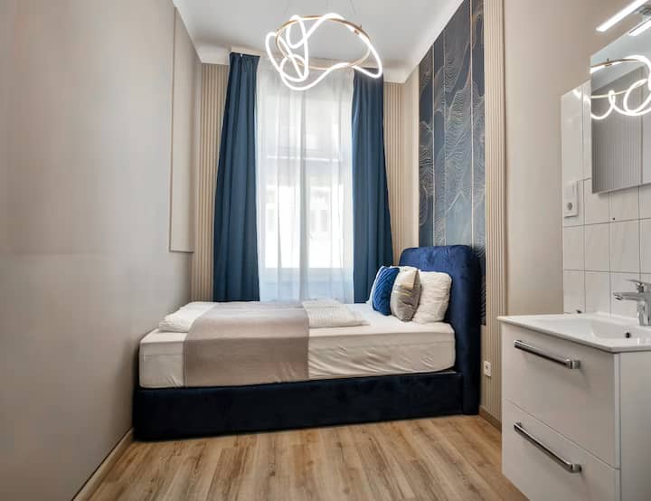 Free Wifi And Close To U1 Nestroyplatz - Wien