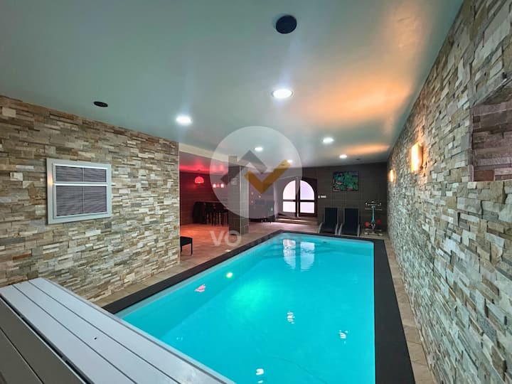 Maison Alsacienne 12 Pers.
Route Des Vins, Piscine - Guebwiller