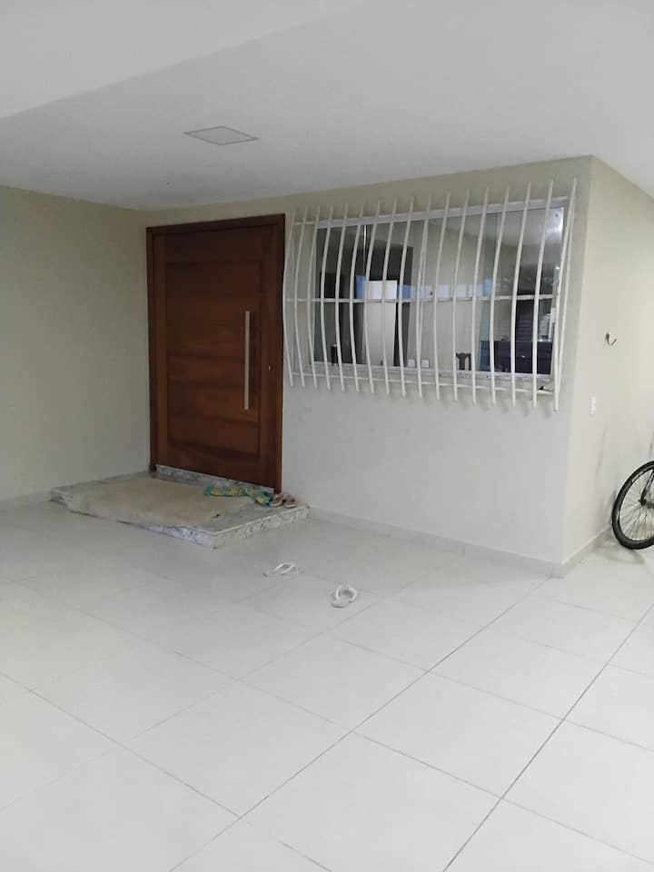 Casa 400 M Da Praia Com 3 Quartos  Guriri Norte. - São Mateus