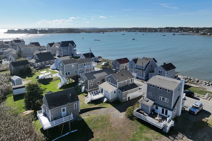 Lighthouse Point, Amazing Water & Sunset Views - Scituate, MA