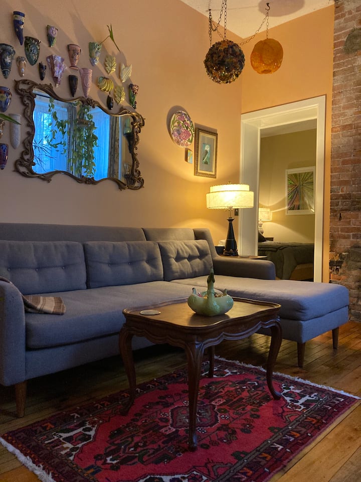 Private Garden Suite - Buffalo, NY