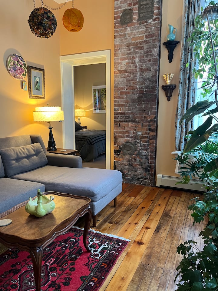 Private Garden Suite - Buffalo, NY