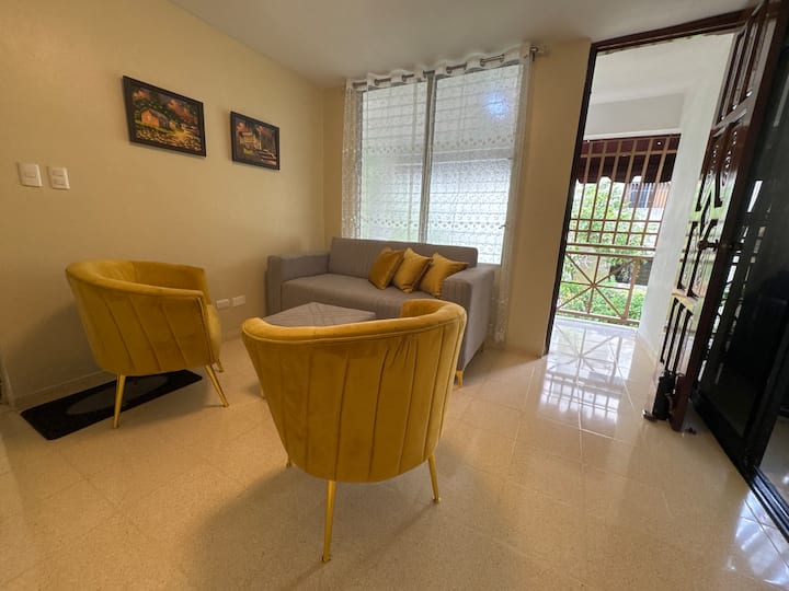 Las Praderas 1br Balcón + Wifi + Zona De Trabajo — - Santo Domingo
