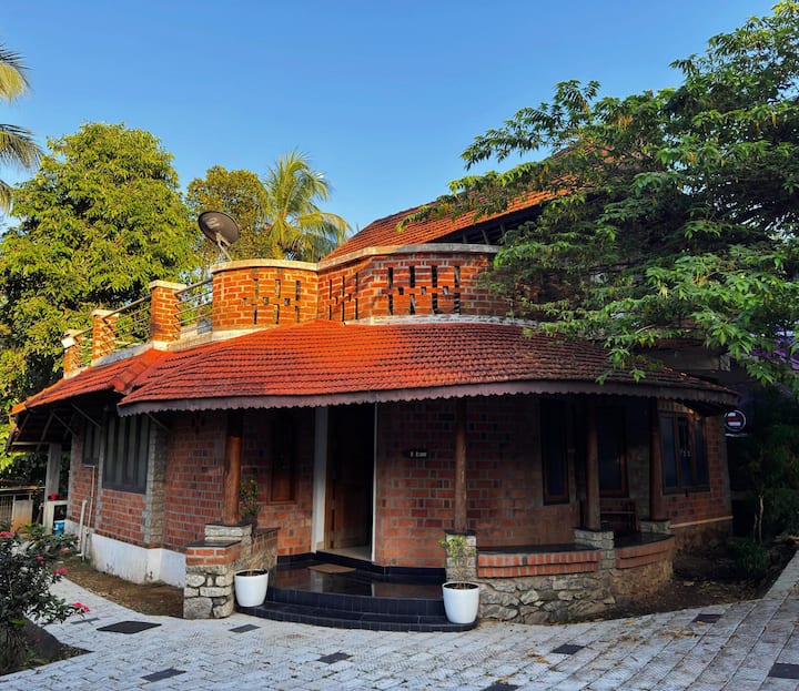 A Seamless Short-stay And Recreational Experience. - Nedumangad