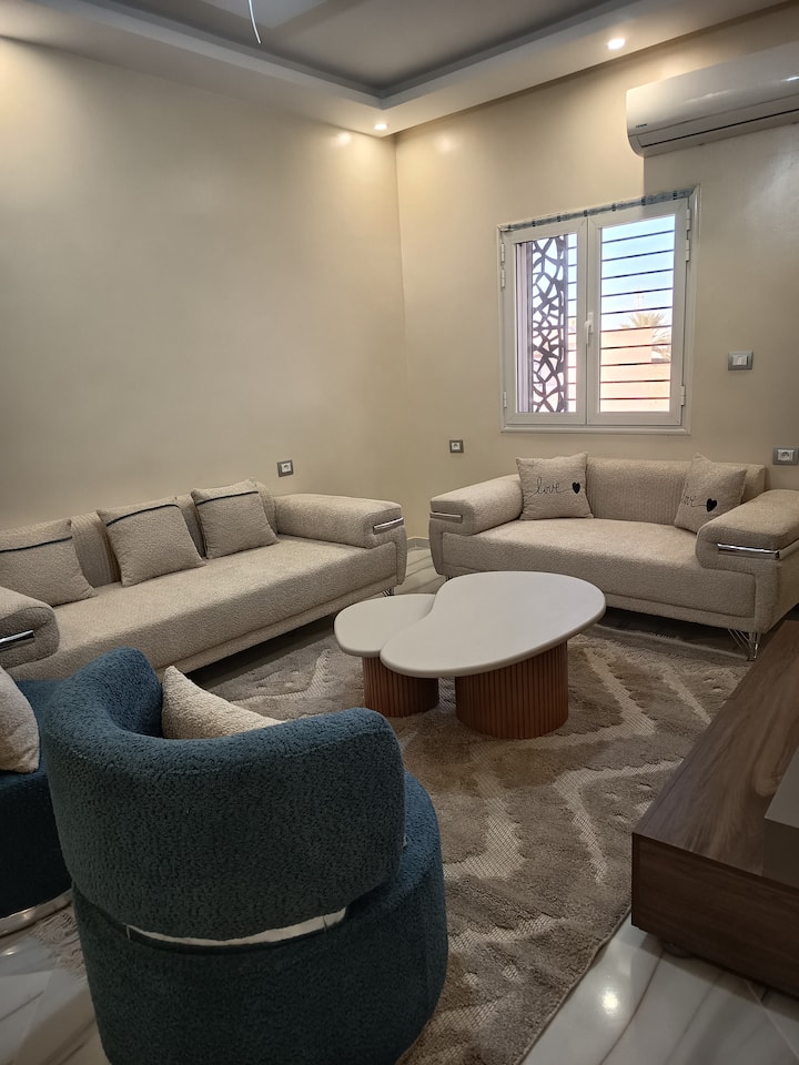 Un Bel Appartement Bien Meublé, Calme - Douz