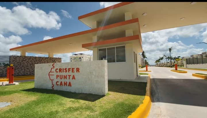 Beach & Flight, 15 Minutes Away W/pool & Security - Punta Cana