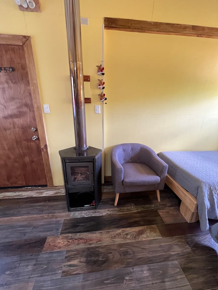 Departamento Un Ambiente, A 3 Cuadras De La Plaza - Aysén