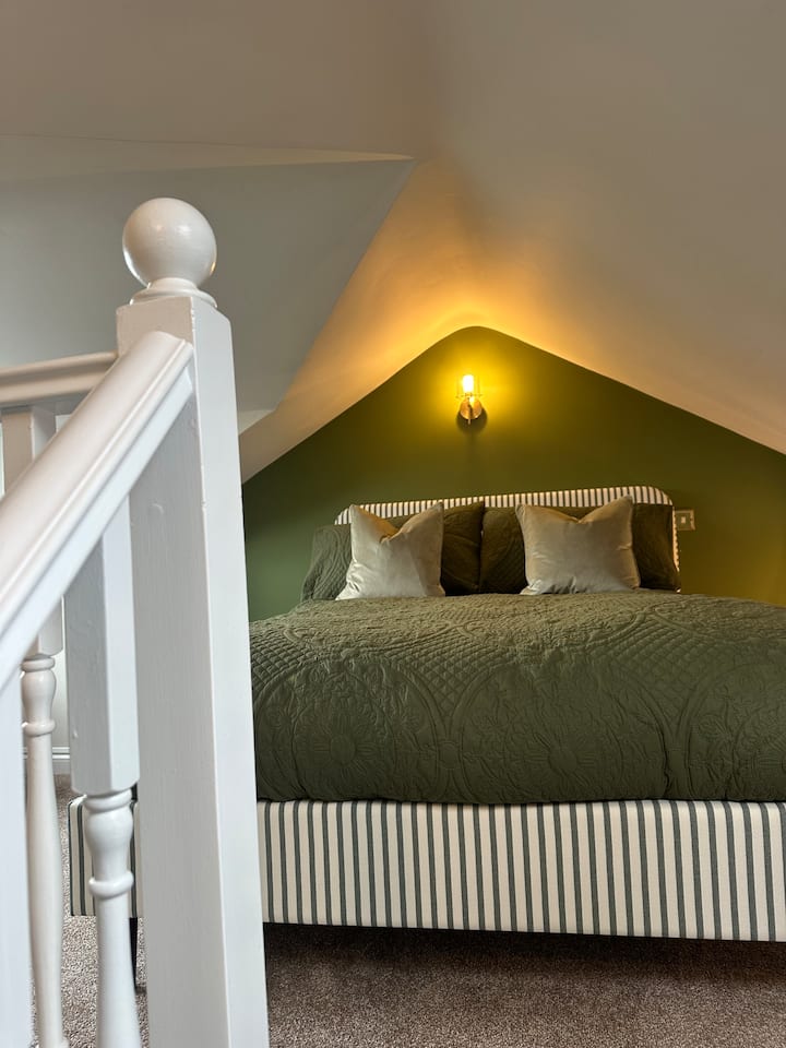 31 The Townhouse,
York City Centre. - York