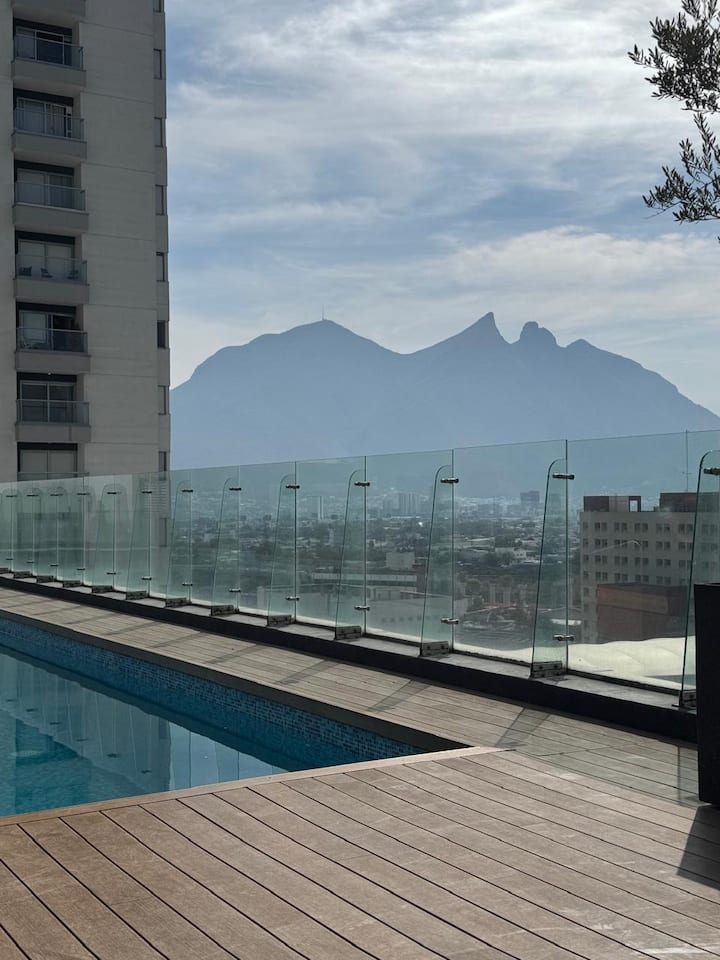 Departamento Junto A Paseo Santa Lucia - Monterrey