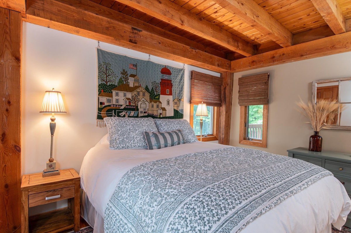 Magnifique chalet de 4 chambres près du lac Spruce - Airbnb