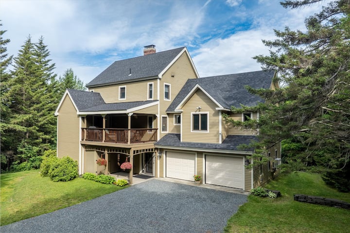Beautiful 4 Bedroom Cabin By Spruce Lake - Wilmington, VT