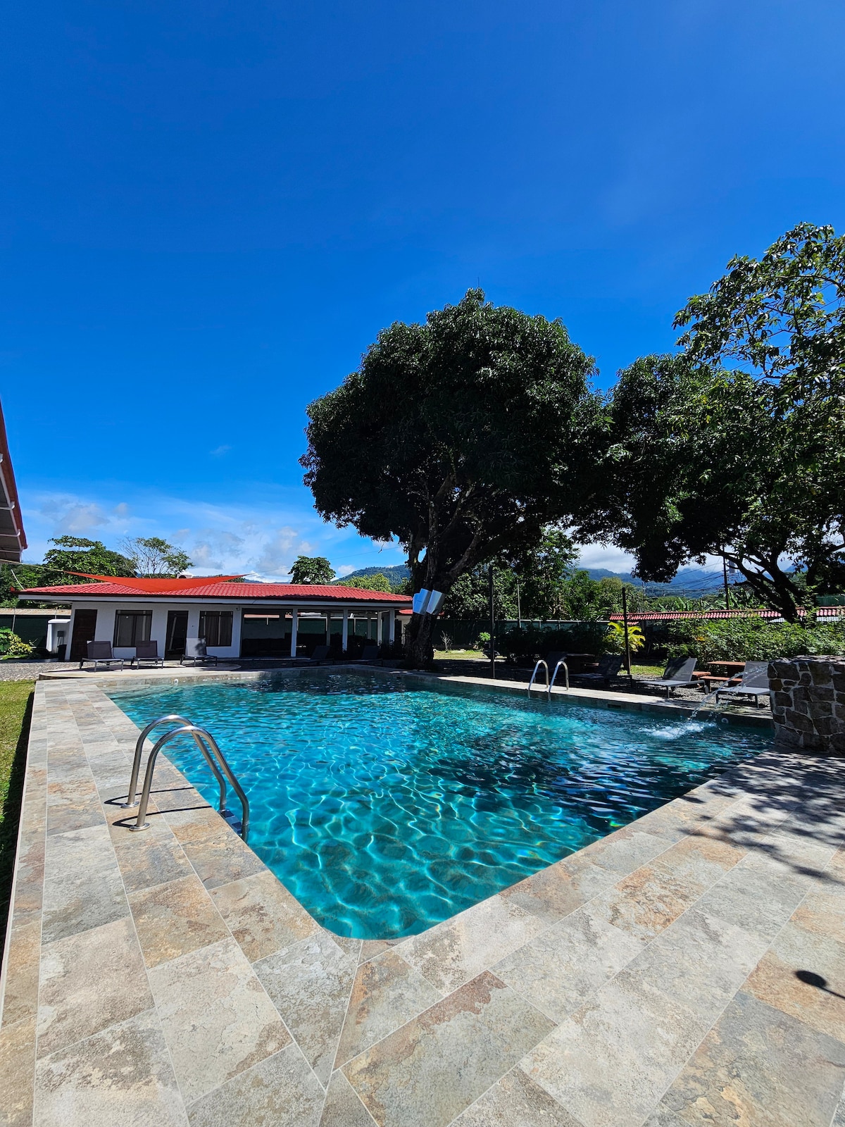 Marino Chill Spot - Hoteles en alquiler en Uvita, Provincia de ...