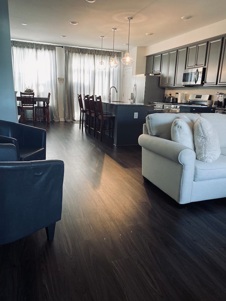 Room For Rent - Charlottesville, VA