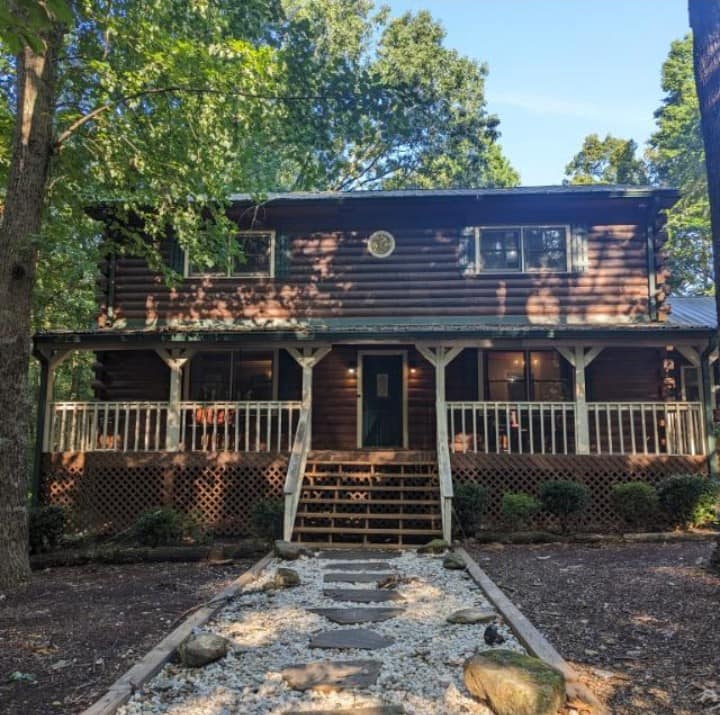 Peaceful Cabin In Snellville Georgia - Snellville, GA