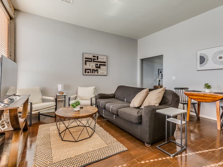 The Historic Urban Retreat | Downtown With View! - Bartlesville
