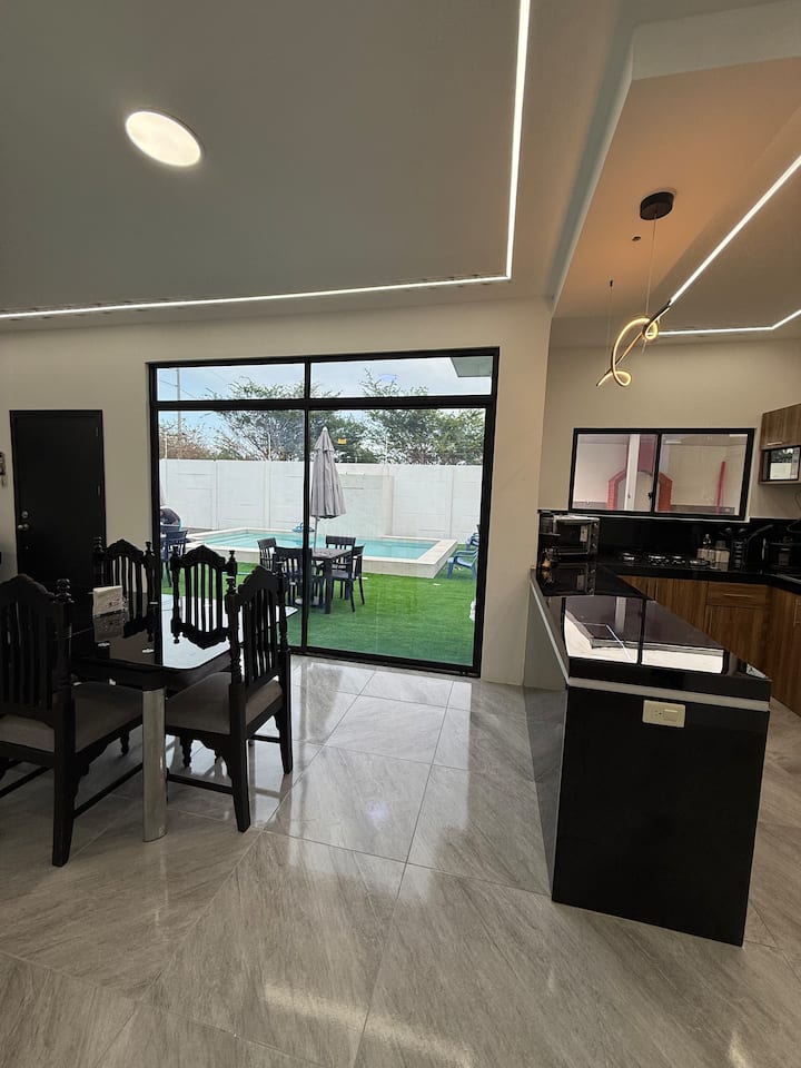 Casa Vacacional Miabeach - Crucita - Playita Kids - Crucita