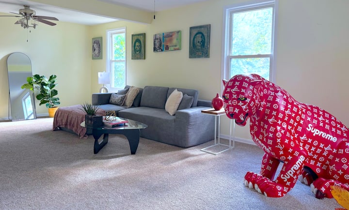 The Village 4br Artistic Home On Belle - Davenport, IA