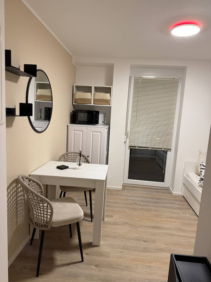 Zentral & Gemütlich – Klein, Aber Mit Komfort - Augsburg