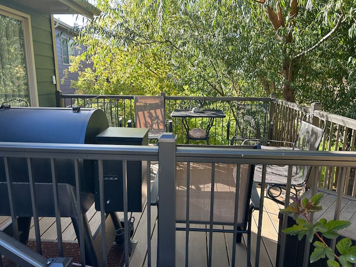 Just Like Home, Centrally Located Family Friendly! - Rapid City, SD