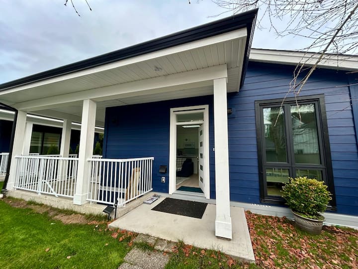 Modern 1br Guest House Near Beach & Ferry - Ladner