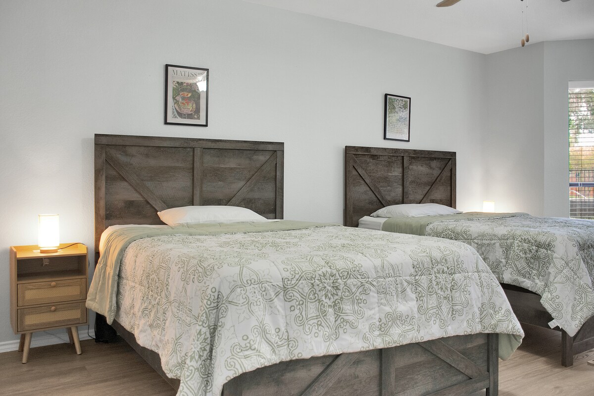 The Dove – Master Suite Near DHR - Airbnb