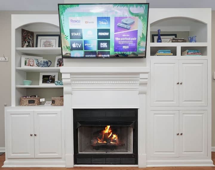 Comfy Townhouse, Walk To All! King Beds-highlands - Louisville, KY