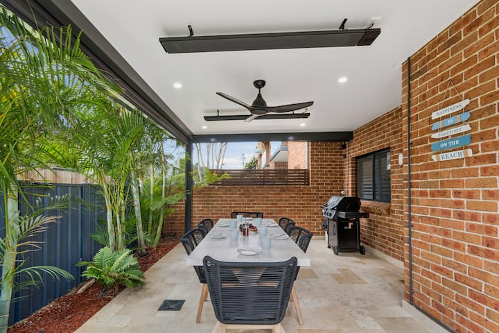 Coledale Beach Escape—modern Comfort By The Sea - Stanwell Park