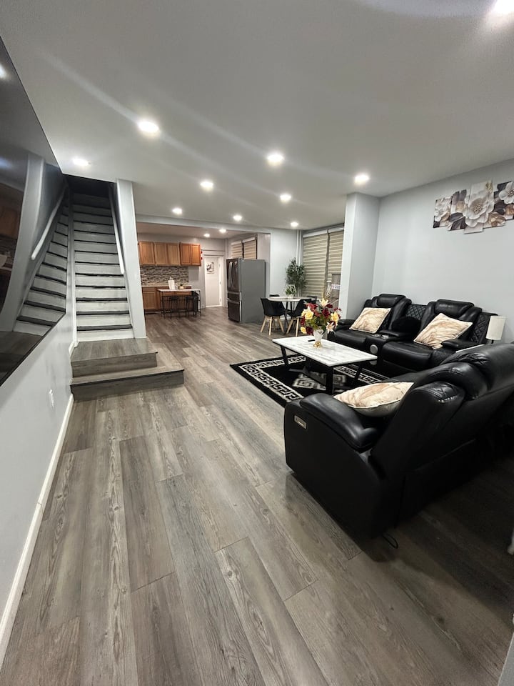 Fly In Relax Explore – Airport 7 Min • City 20 Min - Folsom, PA