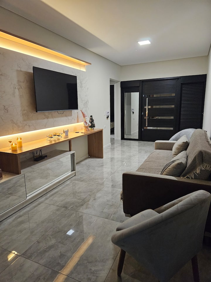 Casa De Praia Nova Com Charme E Conforto! - Guaratuba