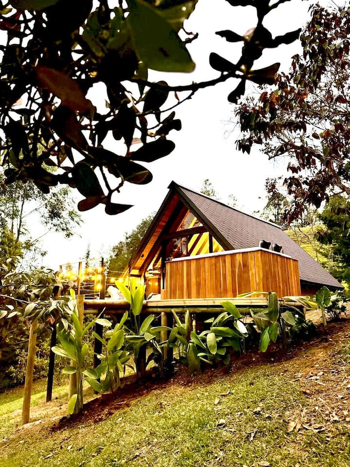 Cabaña Alpina + Jacuzzi (Privado) - Colombia
