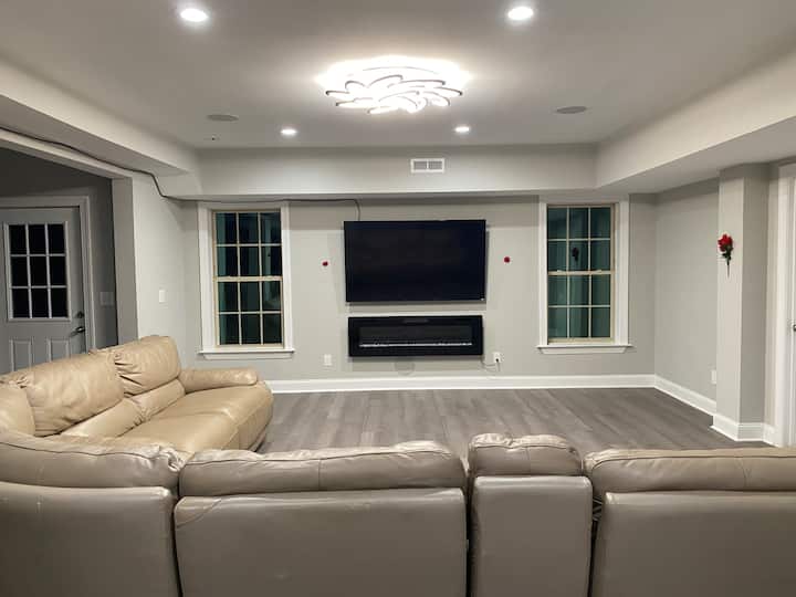 Modern 1-bedroom With Private Bathroom - Apex, Nc! - Apex, NC