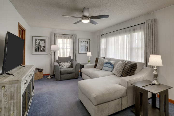 Curated Comfort - Quincy, IL