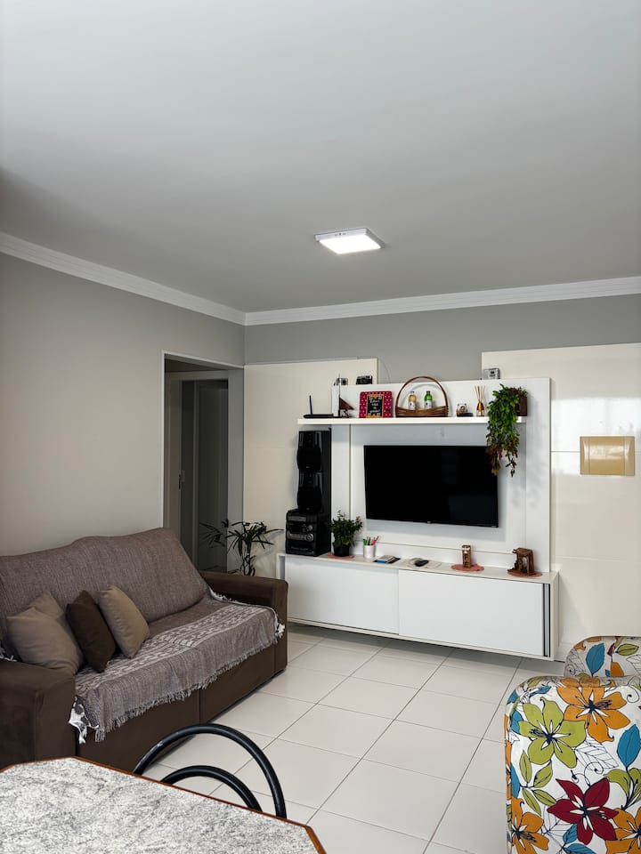 Apartamento Próximo à Praia E A Diversos Comércios - Capão da Canoa