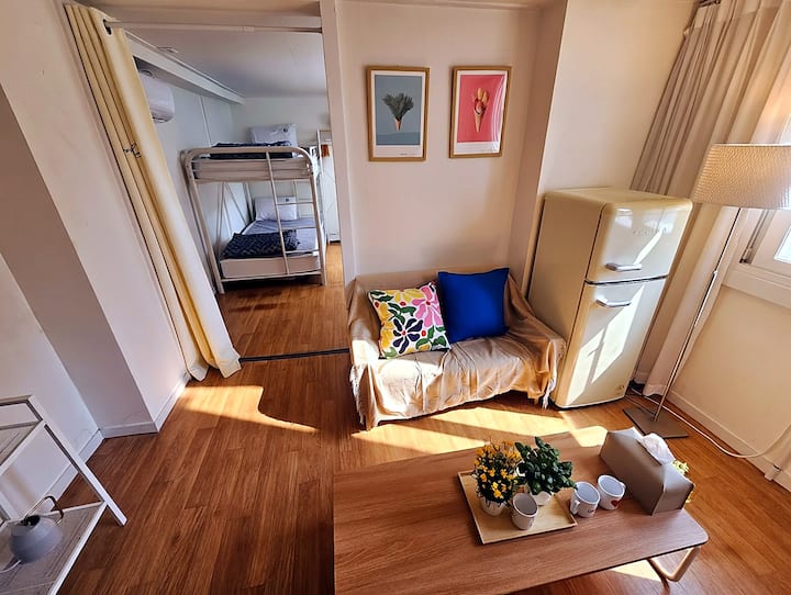 Near Busan Stn · 5 Min To Jungang Stn · Sleeps 8 - Busan