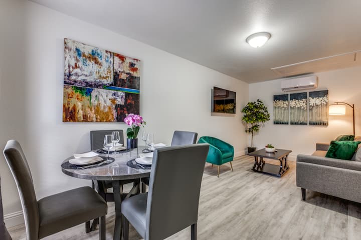 Cozy 1 Bedroom : Near Bishop Arts Restaurants - Dallas, TX