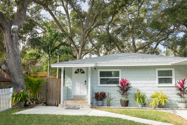 Vacation At Lantana - Dunedin, FL