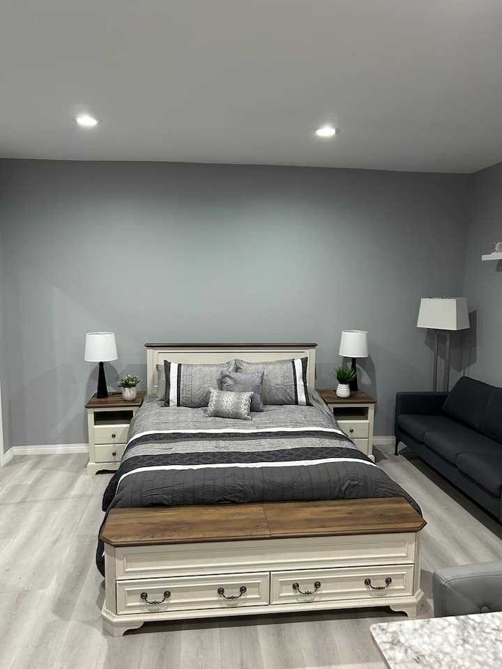 Private Montclair Retreat With Master Suite - Claremont, CA