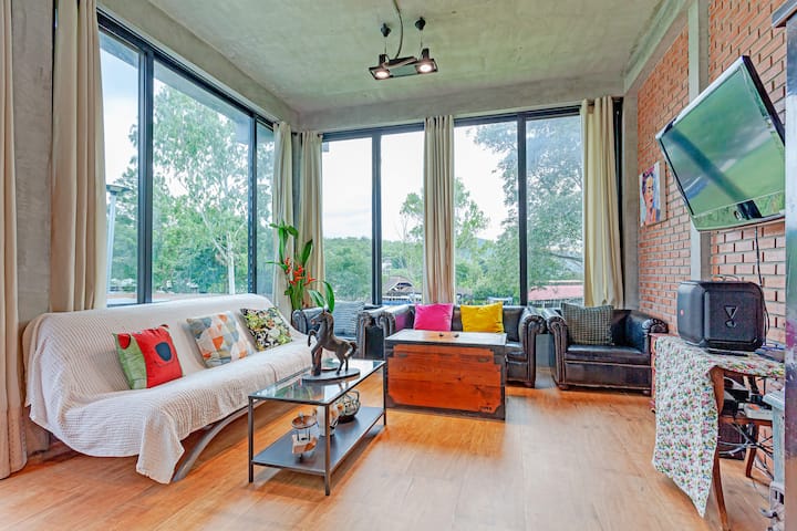 Mountain Loft Pakchong 41/4 - Pak Chong