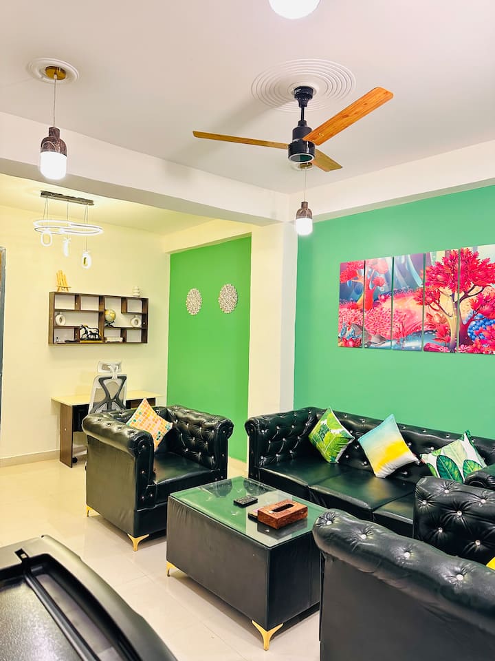 The Comfort Corner: 2bhk Centrally Located - Lucknow