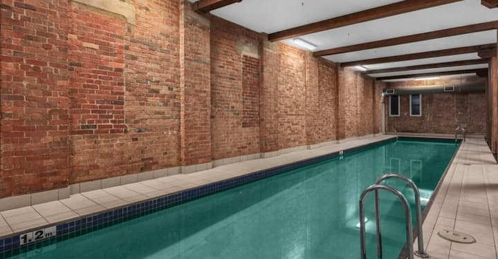 Spacious 2 Bed 2 Bath Excellent Location - Spring Hill