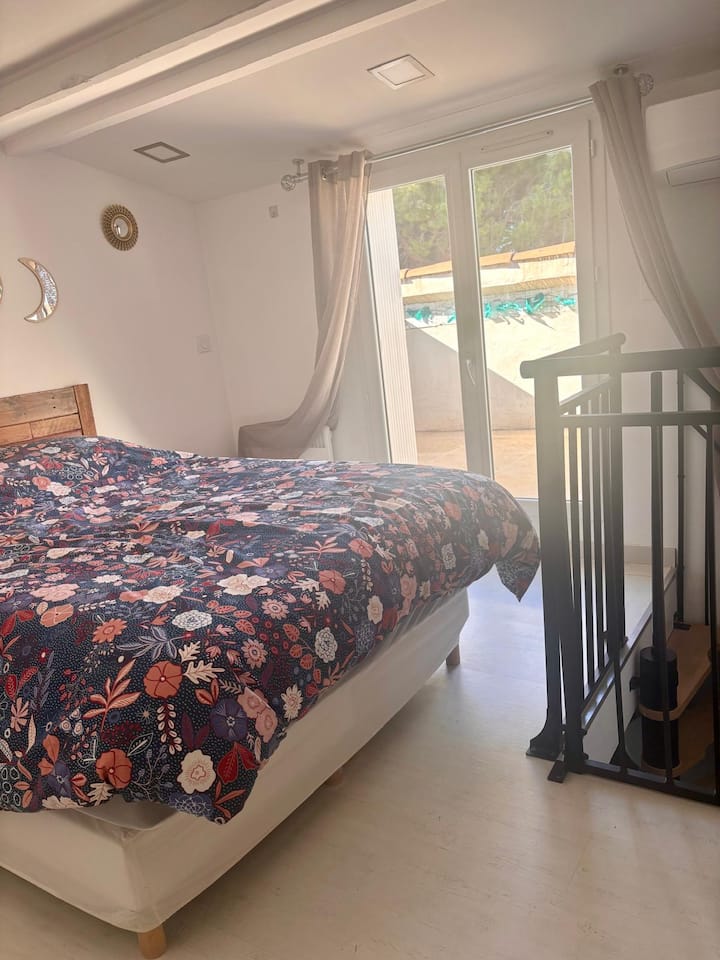 Appartement Dans Une Résidence Face à La Mer - Saint-Cyr-sur-Mer