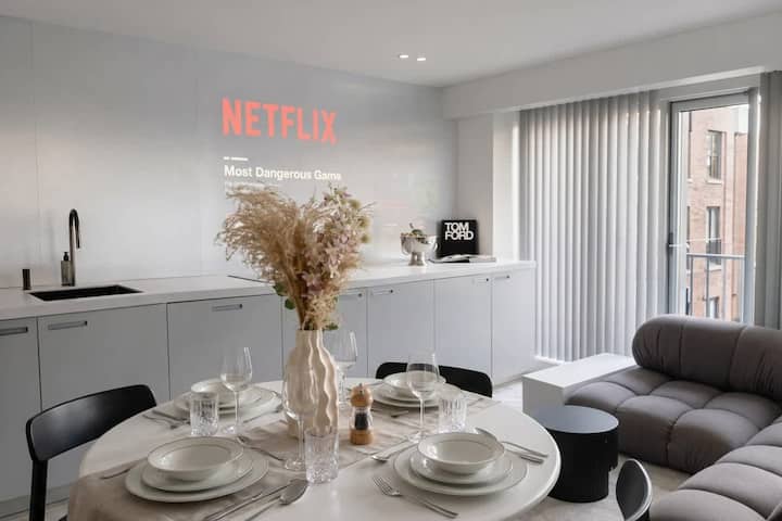 Design Apartment | Free Parking | Prime Location - Harelbeke