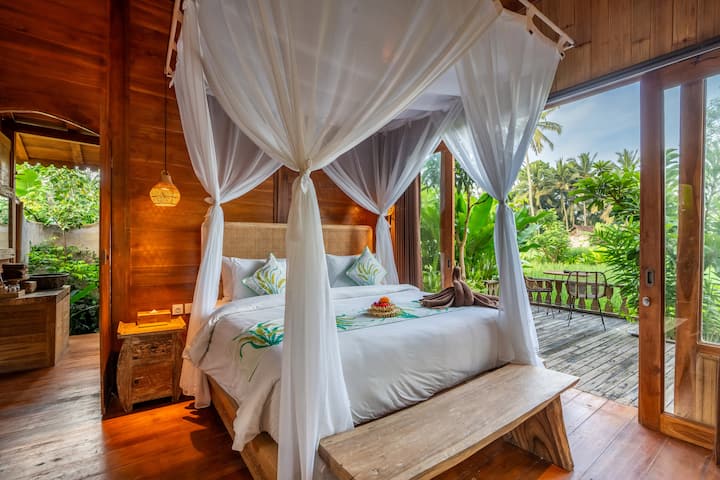 Secret Holywater Villa : Ricefields & Private Pool - Bali
