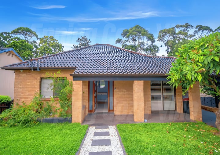 Spacious 6br Epping Villa - Parramatta