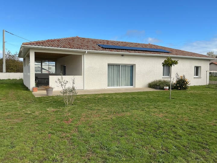 Grande Maison Au Calme - Safari de Peaugres